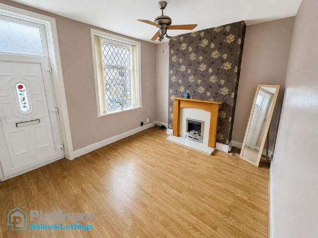 2 bedroom terraced house to rent