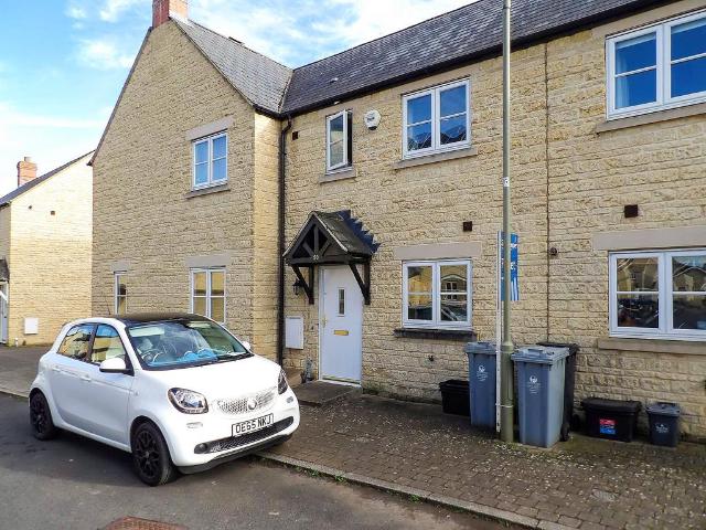 2 bedroom terraced house to rent