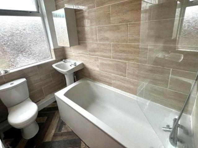 2 bedroom terraced house to rent