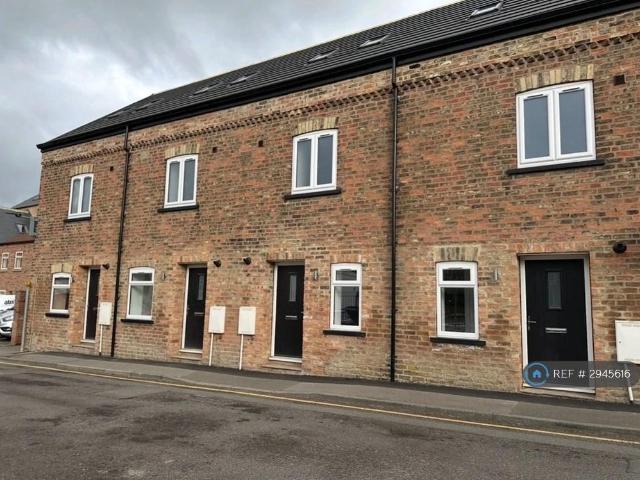 2 bedroom terraced house to rent