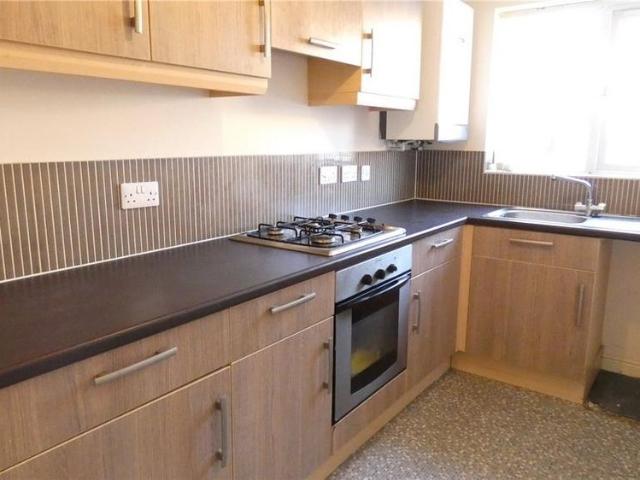 2 bedroom terraced house to rent