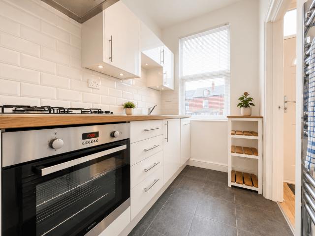 2 bedroom terraced house to rent