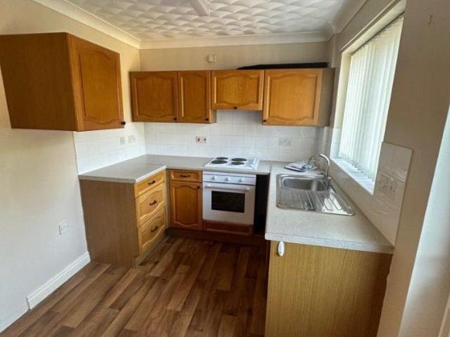 2 bedroom terraced house to rent