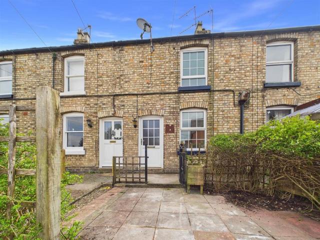 2 bedroom terraced house to rent