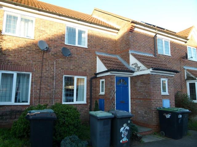 2 bedroom terraced house to rent