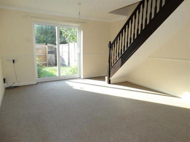 2 bedroom terraced house to rent