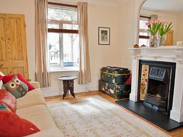 2 bedroom terraced house to rent