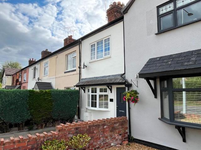 2 bedroom terraced house to rent