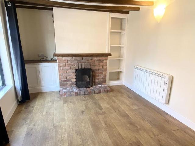 2 bedroom terraced house to rent