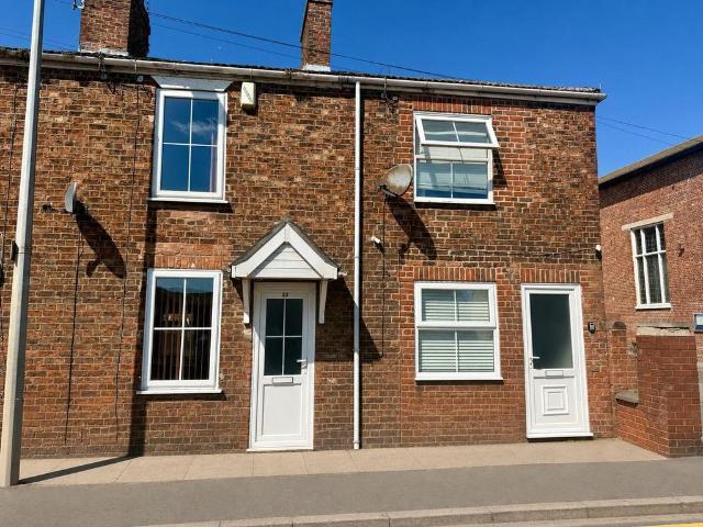 2 bedroom terraced house to rent