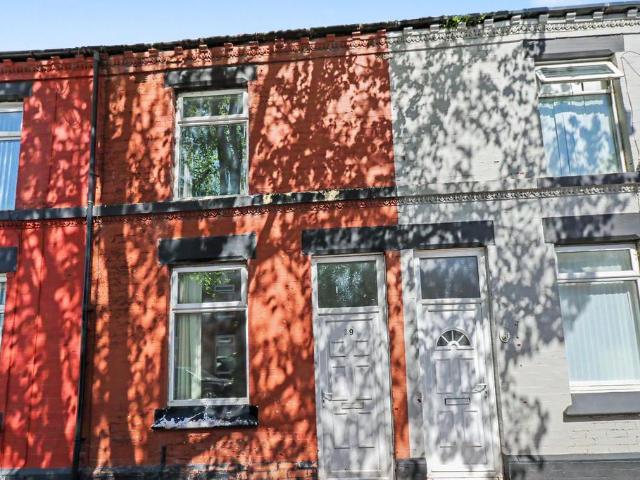 2 bedroom terraced house to rent