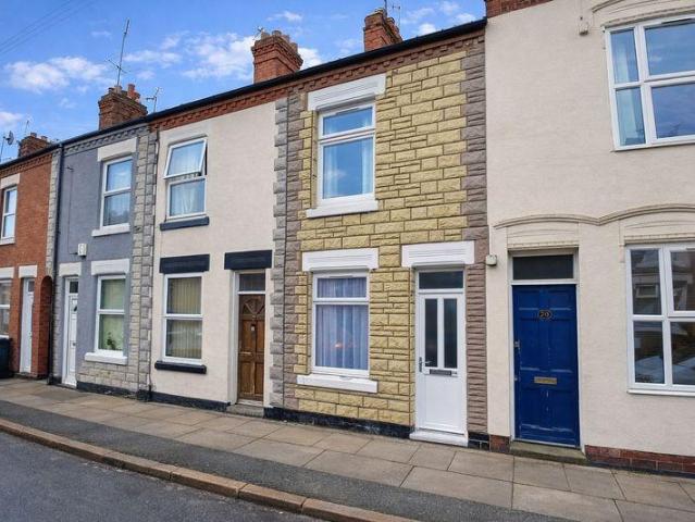 2 bedroom terraced house to rent