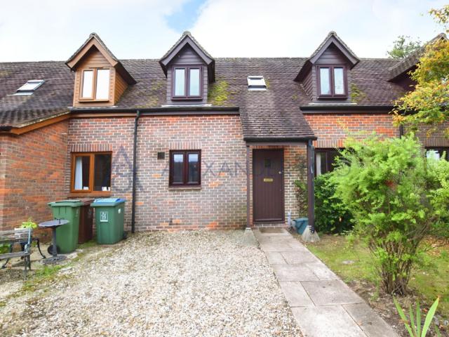 2 bedroom terraced house to rent