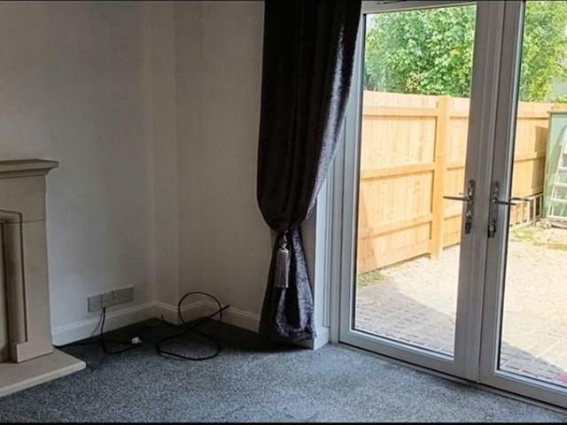 2 bedroom terraced house to rent
