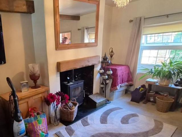 2 bedroom terraced house to rent