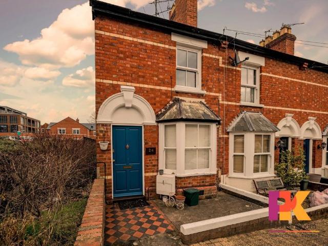 2 bedroom terraced house to rent