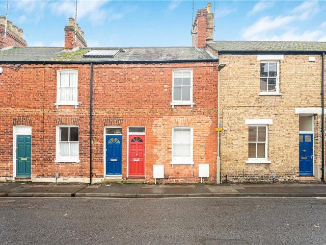 2 bedroom terraced house to rent