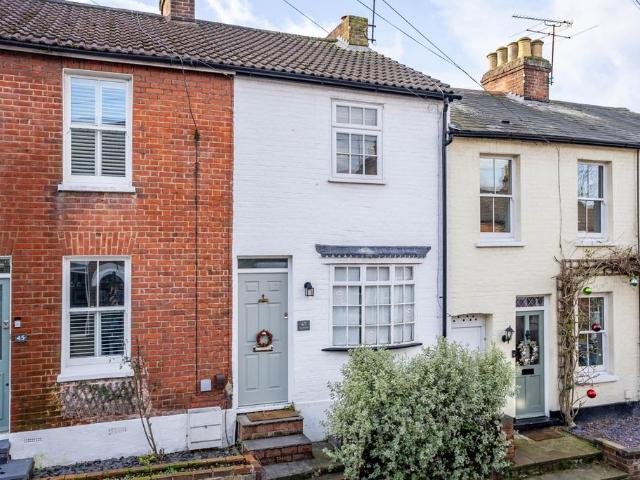 2 bedroom terraced house to rent