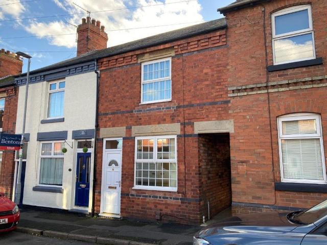2 bedroom terraced house to rent