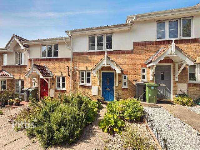 2 bedroom terraced house to rent