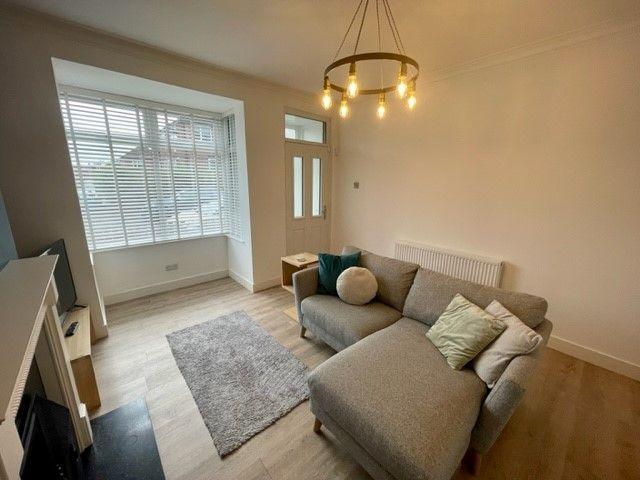 2 bedroom terraced house to rent