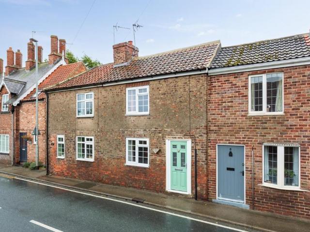 2 bedroom terraced house to rent