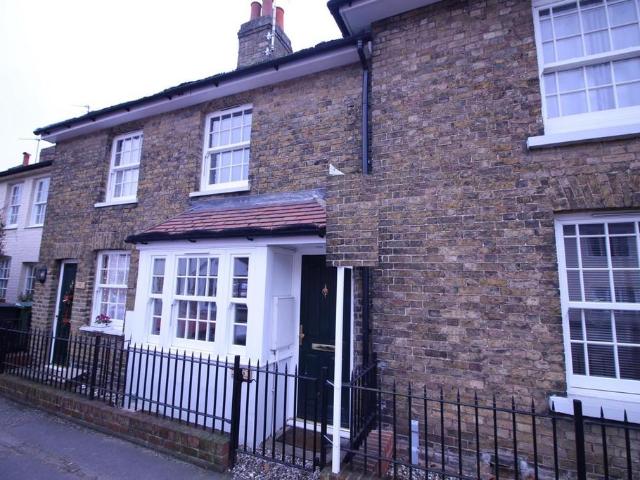 2 bedroom terraced house to rent