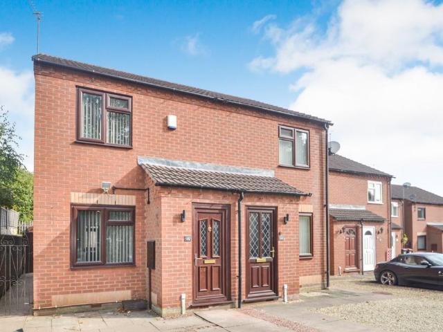 2 bedroom terraced house to rent