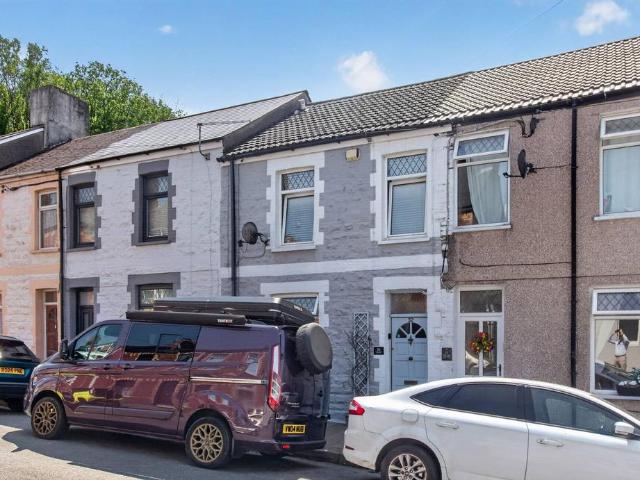 2 bedroom terraced house to rent