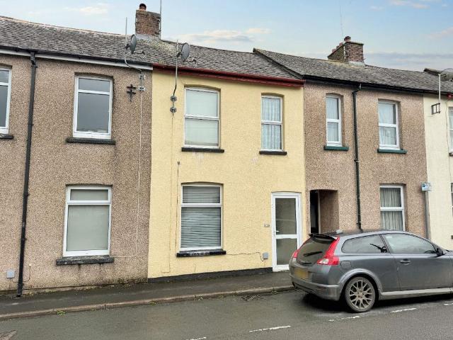 2 bedroom terraced house to rent