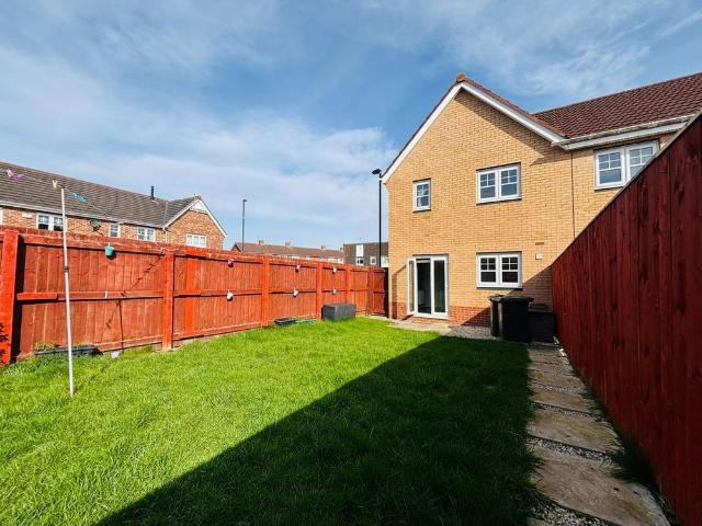2 bedroom terraced house to rent