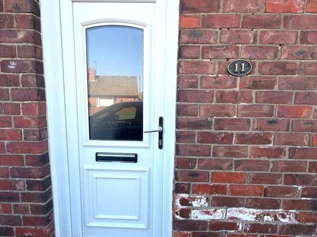 2 bedroom terraced house to rent