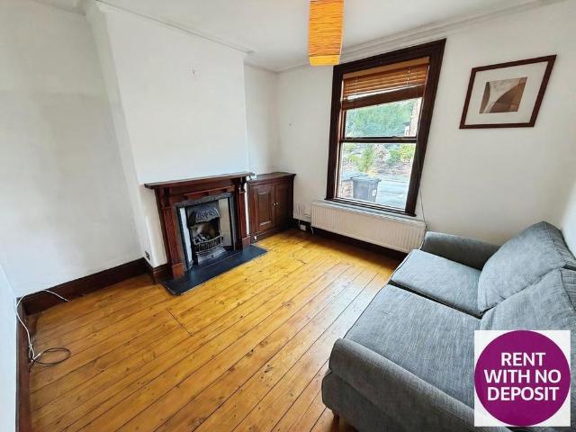2 bedroom terraced house to rent