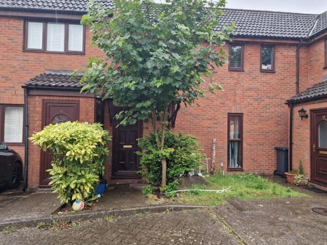 2 bedroom terraced house to rent