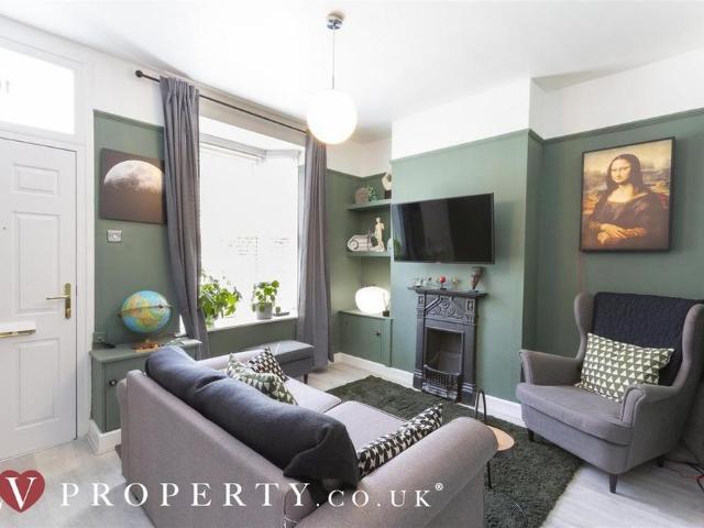 2 bedroom terraced house to rent