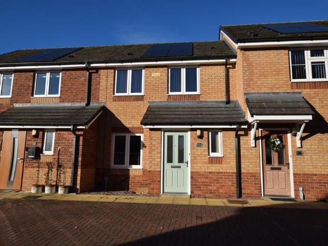 2 bedroom terraced house to rent