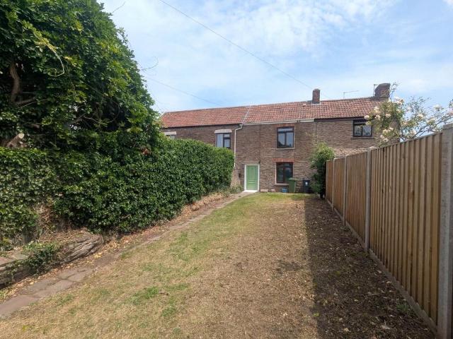 2 bedroom terraced house to rent