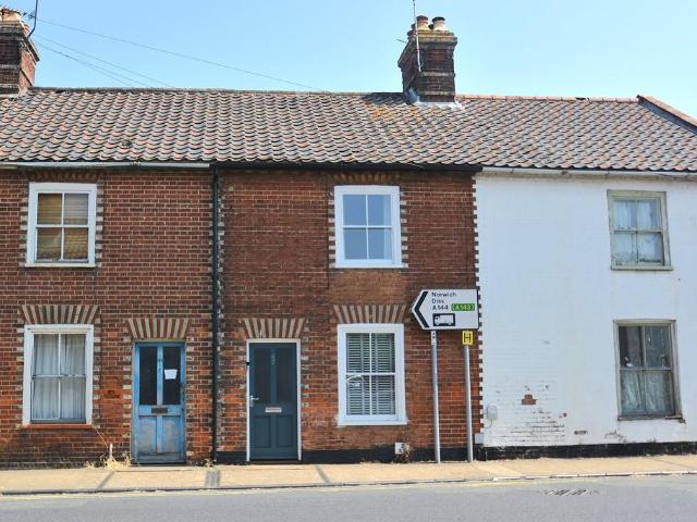 2 bedroom terraced house to rent