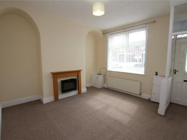 2 bedroom terraced house to rent