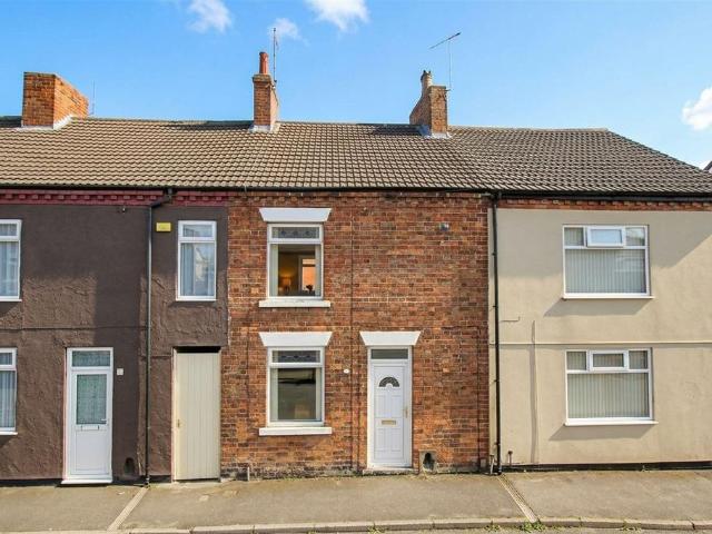 2 bedroom terraced house to rent