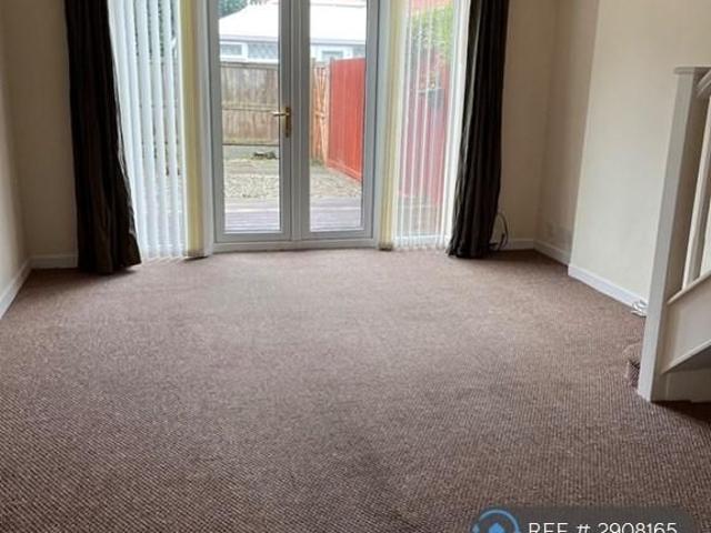 2 bedroom terraced house to rent