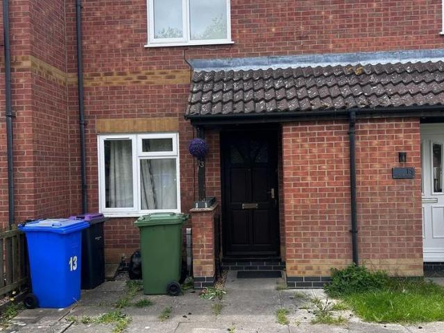 2 bedroom terraced house to rent