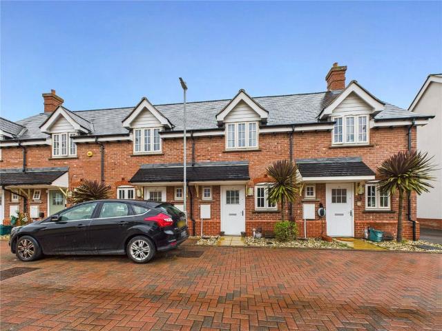 2 bedroom terraced house to rent