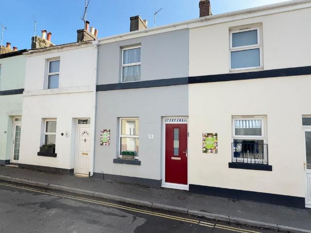 2 bedroom terraced house to rent