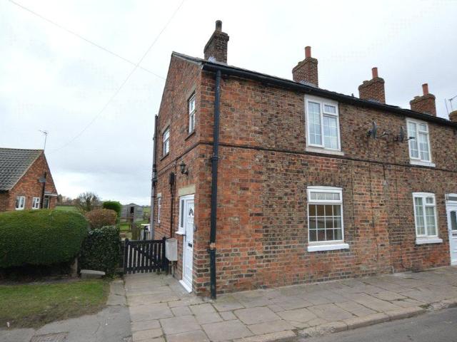 2 bedroom terraced house to rent