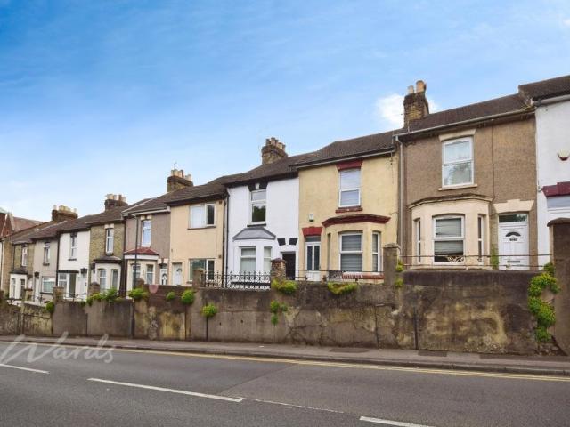 2 bedroom terraced house to rent