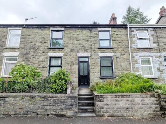 2 bedroom terraced house to rent
