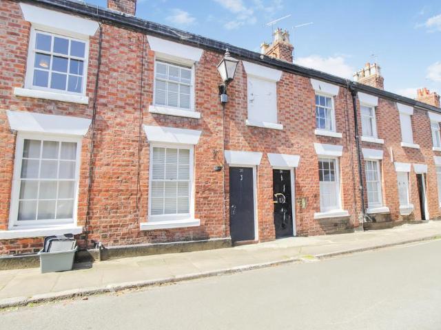 2 bedroom terraced house to rent