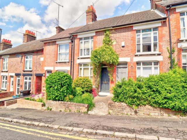 2 bedroom terraced house to rent