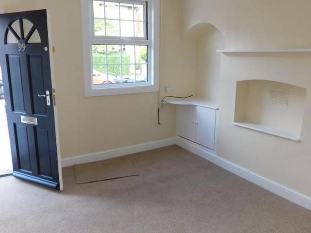 2 bedroom terraced house to rent